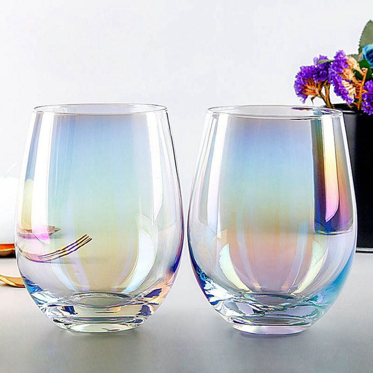 The Rise of Stemless Wine Glasses: Practical Elegance